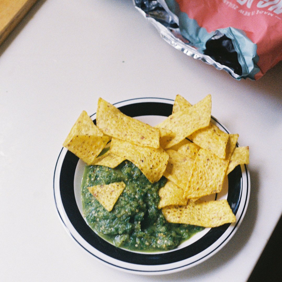 Roasted tomatillos dip sauce - Lagom